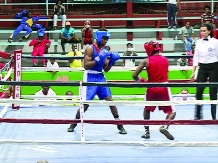 Trinidadian boxers dominate opening night - Guyana Times