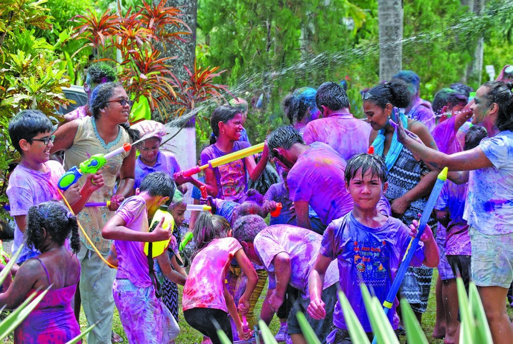 Thousands celebrate Phagwah 2018 - Guyana Times