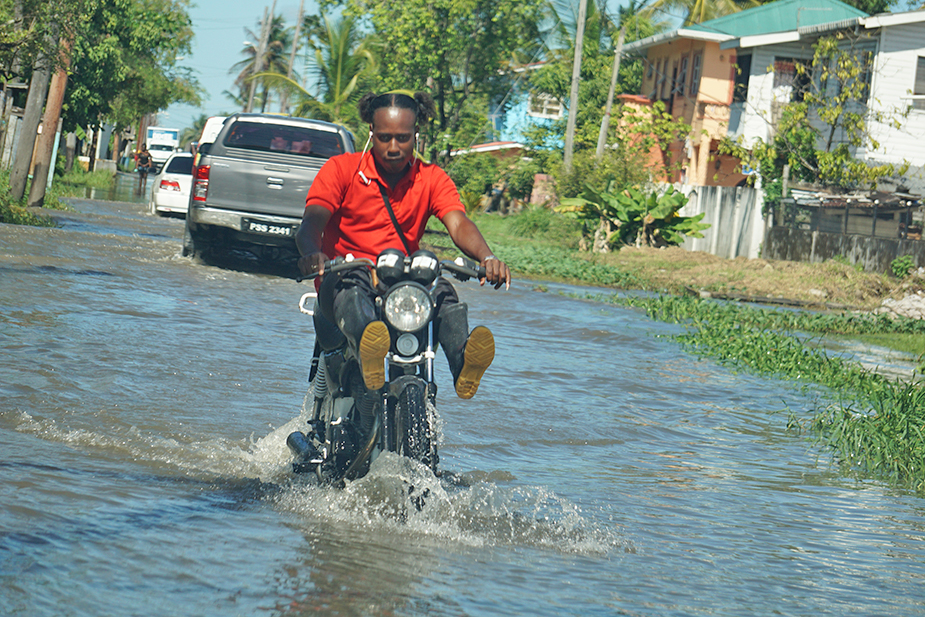Parts of Georgetown flooded again - Guyana Times