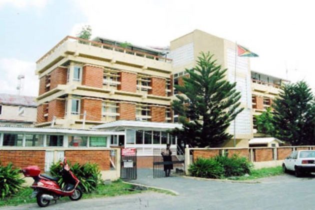 Likelihood of NIS collapse, bailout possible – economics professor ...