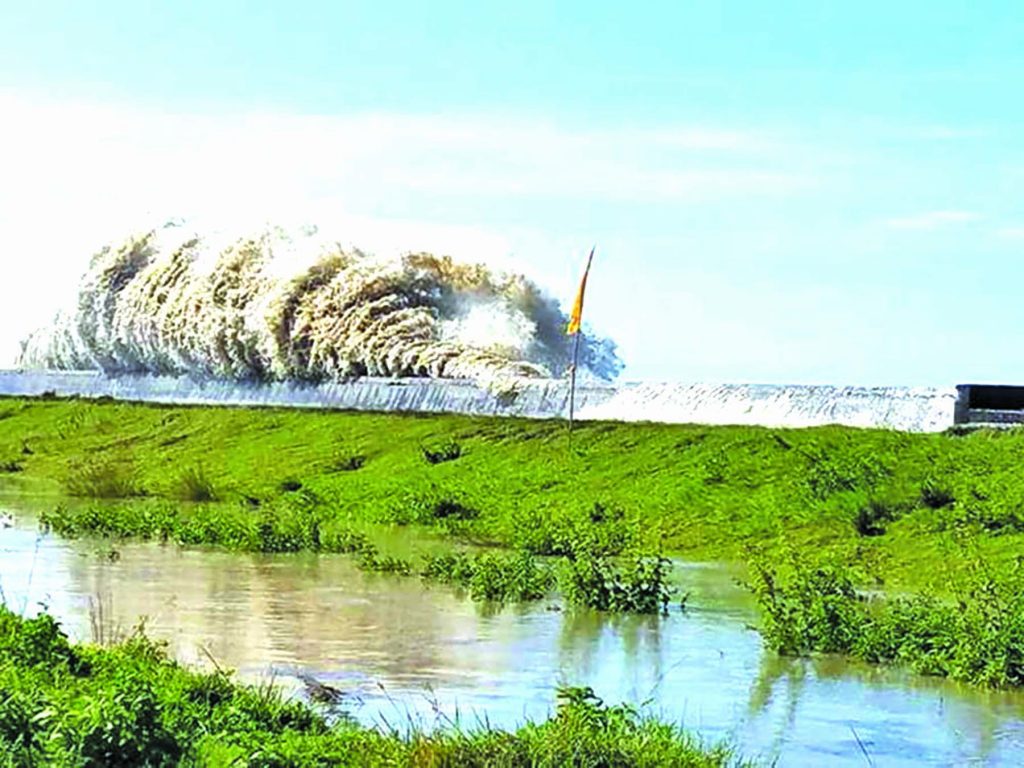 MOPI invites bids for sea defence works in six regions - Guyana Times