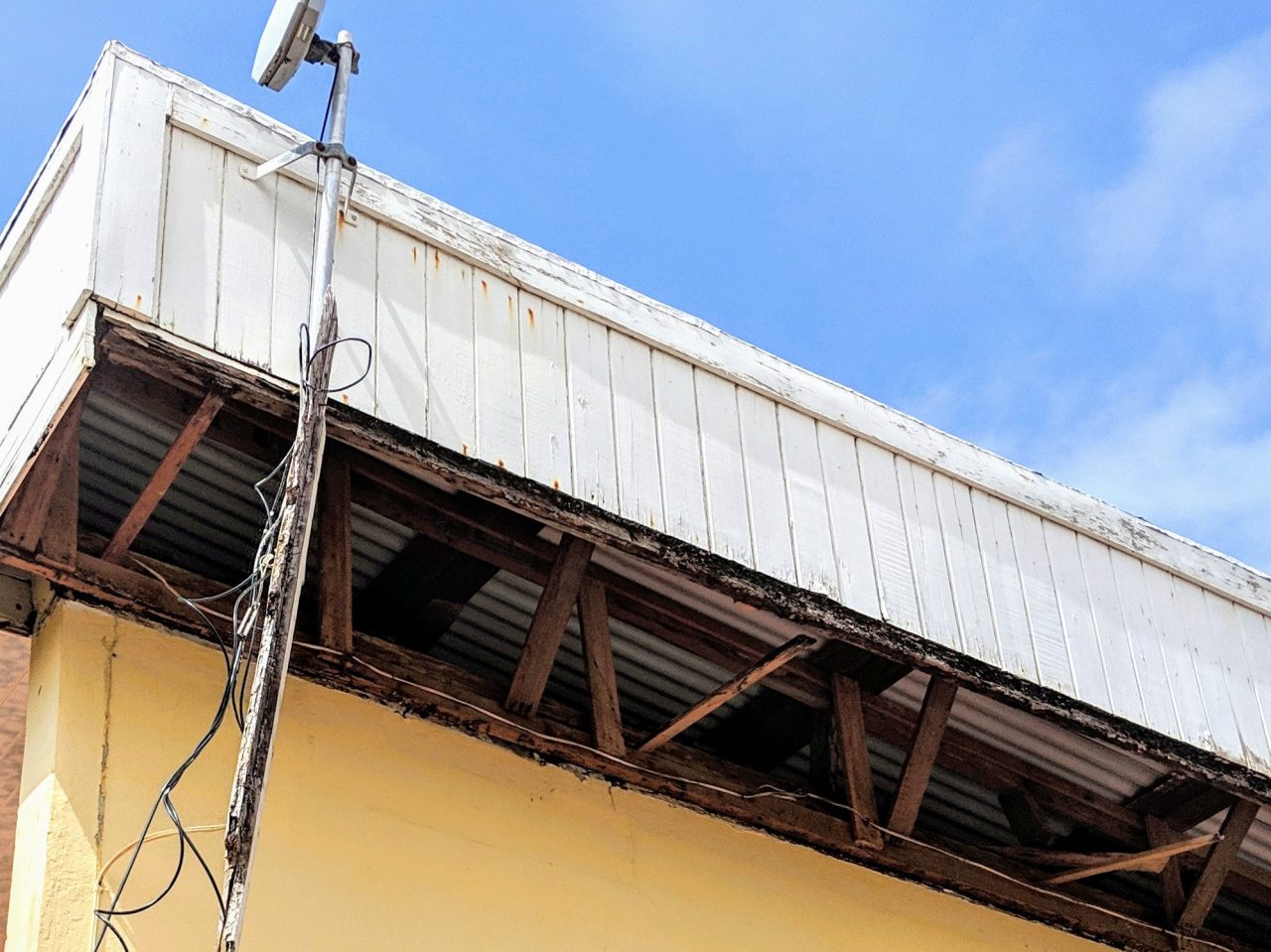 Roof at Leguan Hospital staff quarters falling apart - Guyana Times