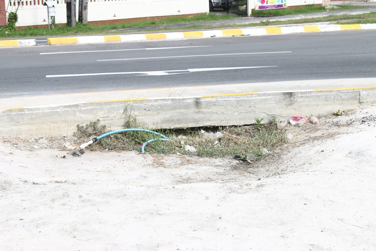 Sinkhole developed at Kitty roundabout - Guyana Times