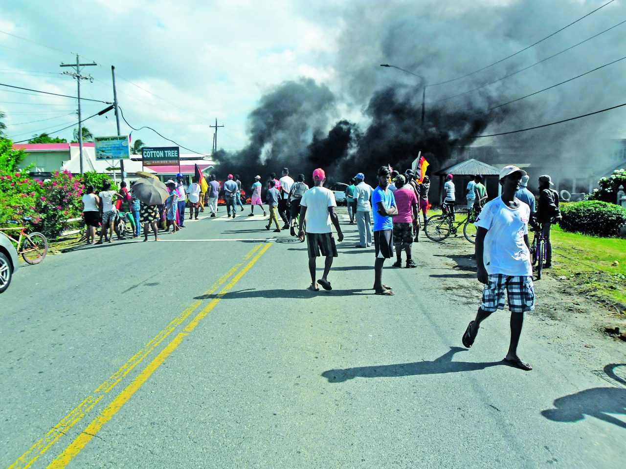 1 dead, 3 injured during protests in West Berbice - Guyana Times