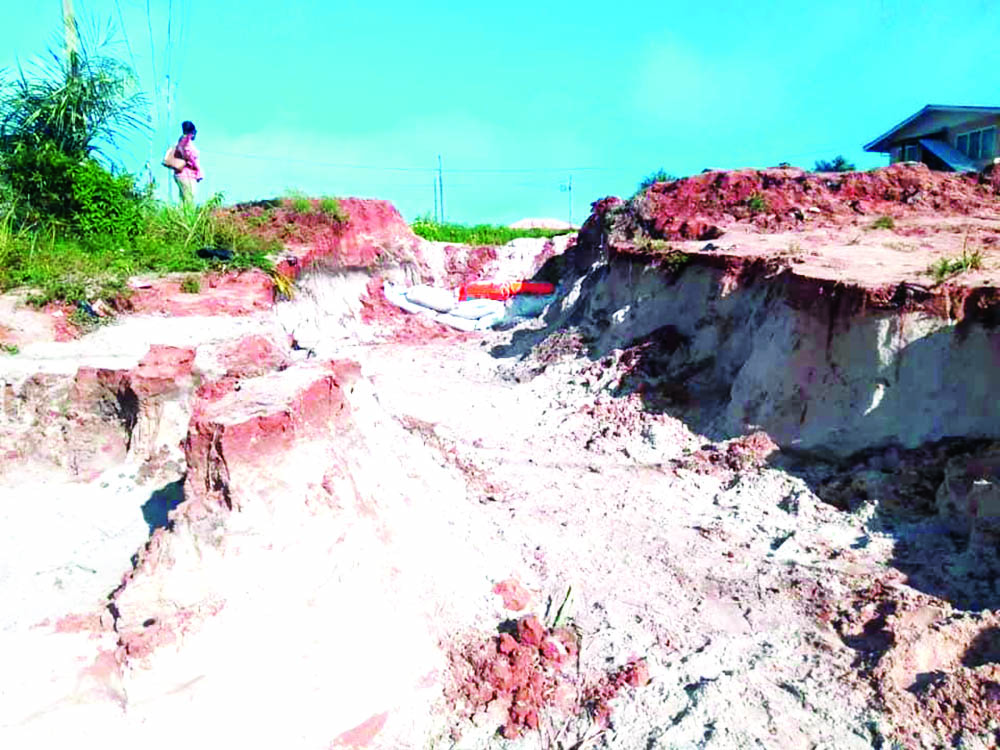 Extreme erosion in Linden being monitored by CDC, LM&TC - Guyana Times