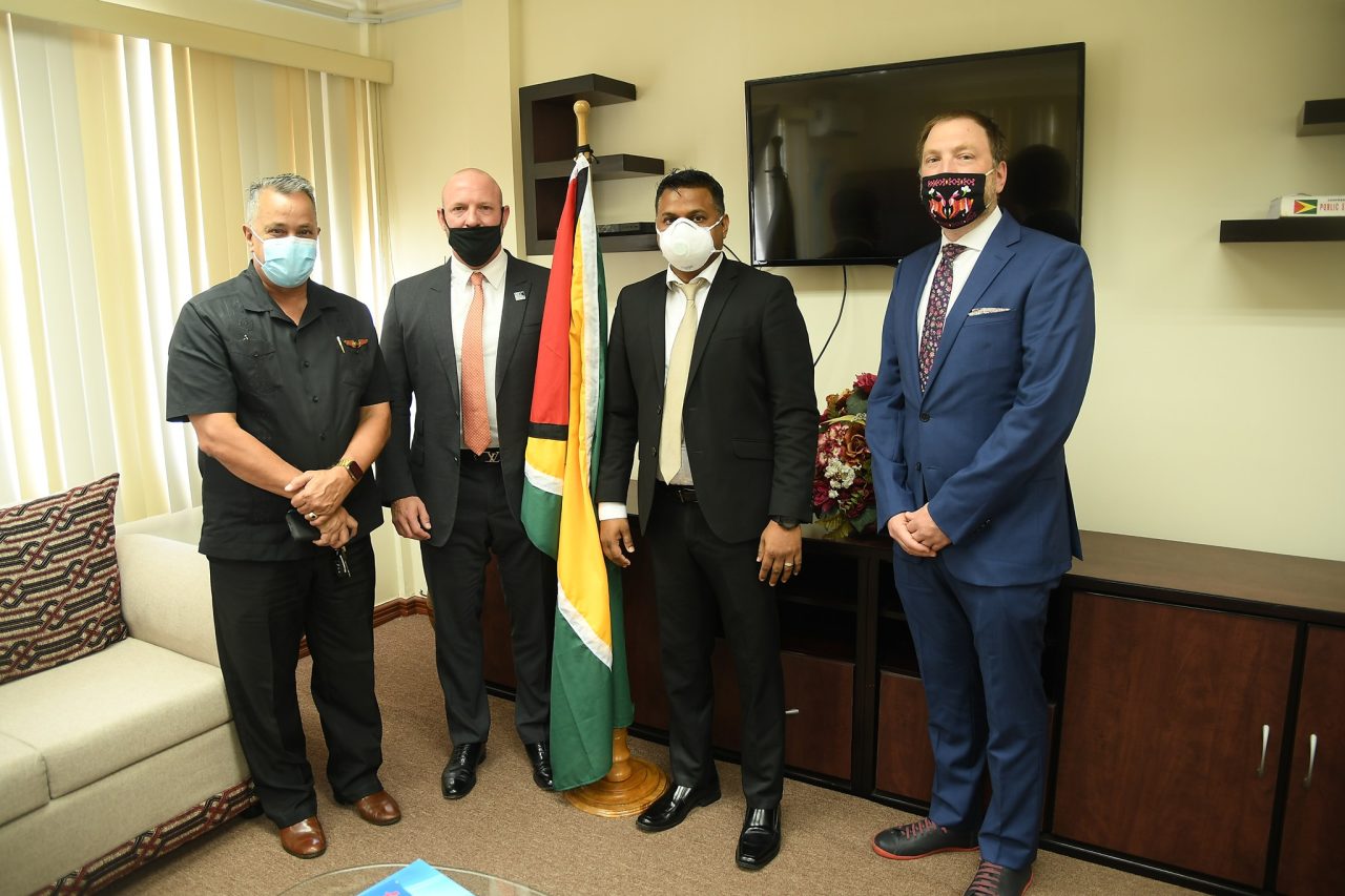 Junior Public Works Minister meets with Eastern Airlines Officials ...