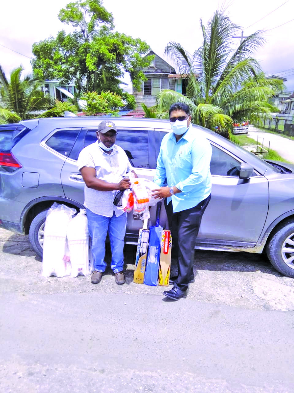 Former BCB President Anil Beharry donates cricket gear to Pomeroon ...