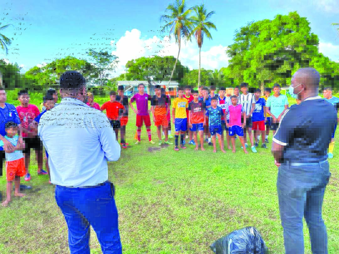 GFF President Wayne Forde visits Waramadong - Guyana Times