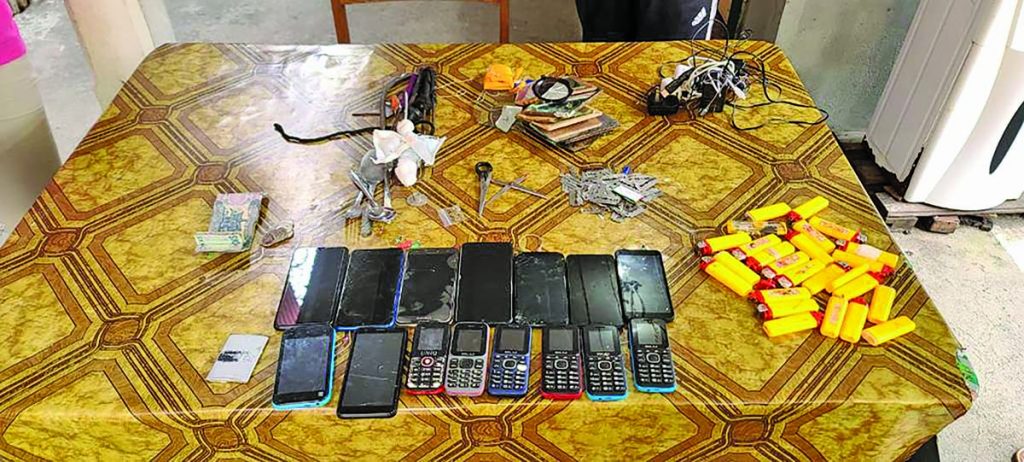 Cellphones, razor blades unearthed in NA Prison raid - Guyana Times