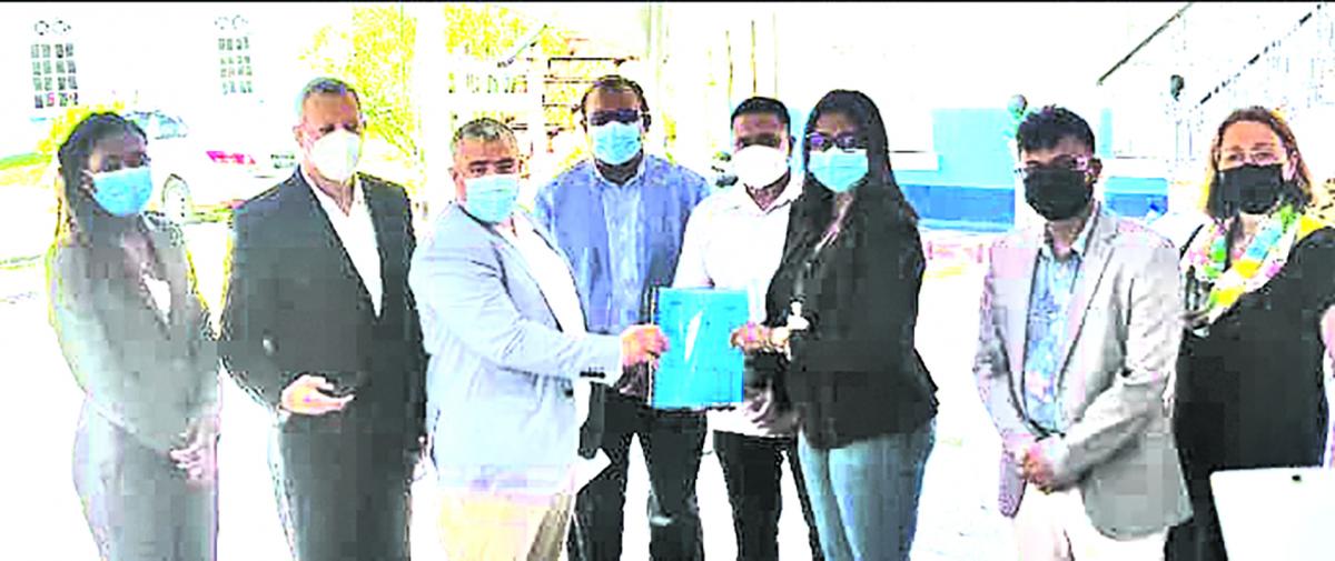 $780M contract signed for restoration of dilapidated City Hall - Guyana ...