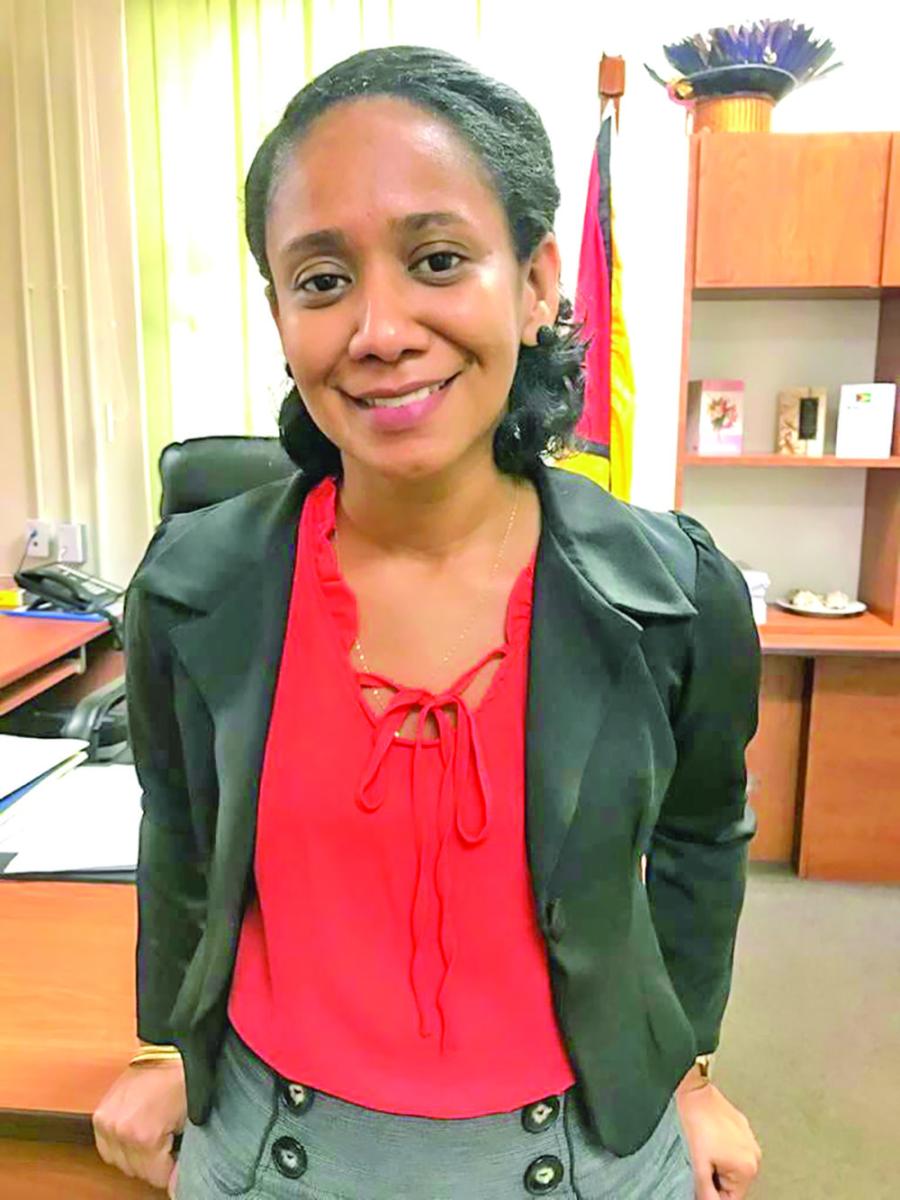 PS allegedly caught in ‘bribe’ money sting operation - Guyana Times