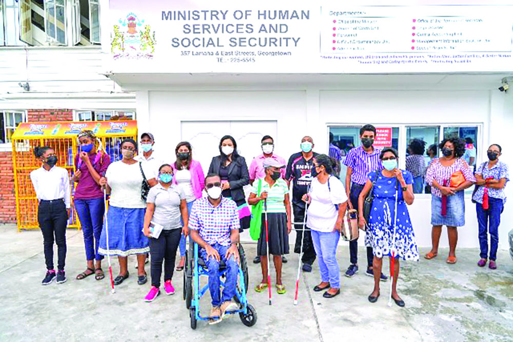 14 PWDs complete Human Services Ministry’s training in ICT - Guyana Times