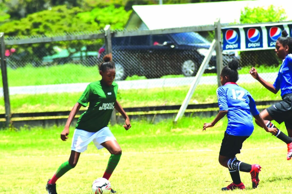 ExxonMobil/Pepsi U14 Tournament: Cummings Lodge Boys, Tucville Girls ...