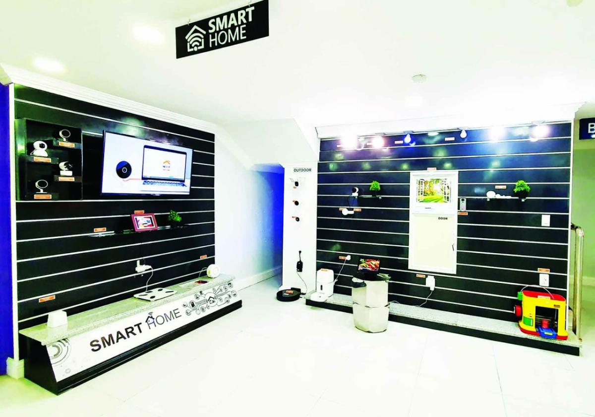 Starr Computer offers smart home, school, business technologies ...