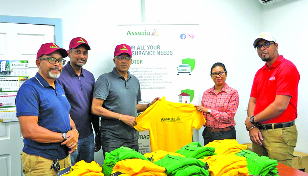 Assuria General Inc makes much-needed donation to LGC caddies - Guyana ...