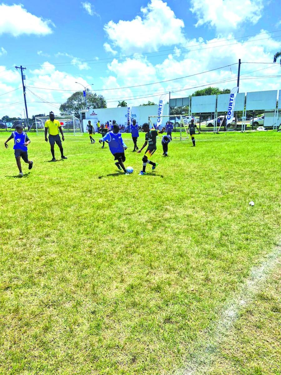 Pee- Wee U11 tournament: Winfer Gardens, Redeemer, Enterprise Primary ...