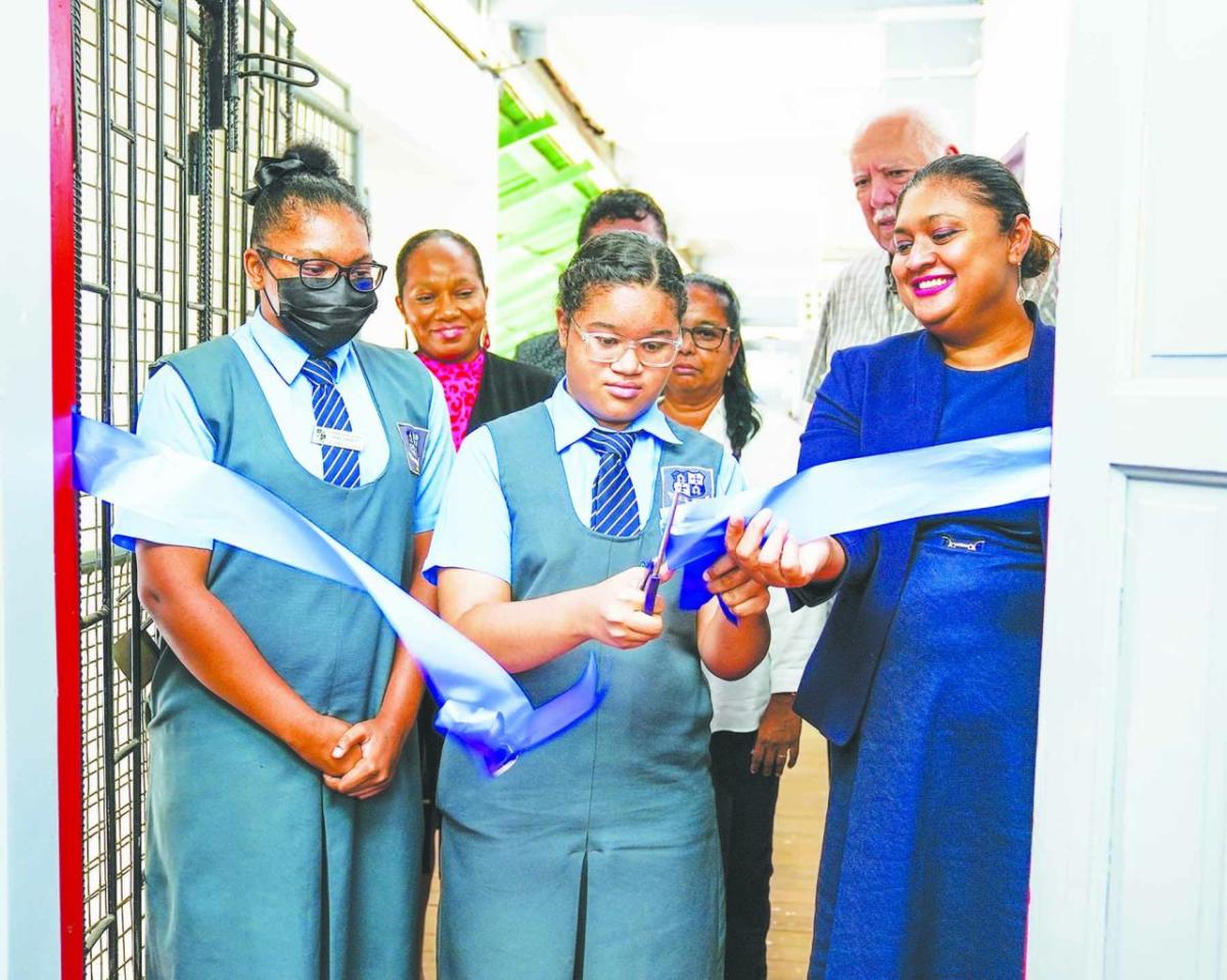 St Stanislaus College gets $5.5M smart classroom - Guyana Times