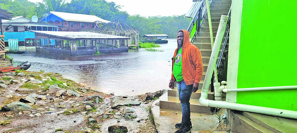 Reg 7 continues to grapple with severe flooding - Guyana Times