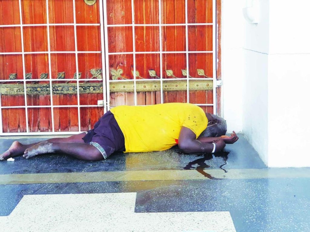 Unidentified man found dead on Church stairs - Guyana Times