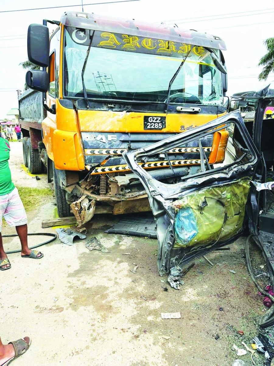 4 die, several injured after truck crashes into minibus - Guyana Times