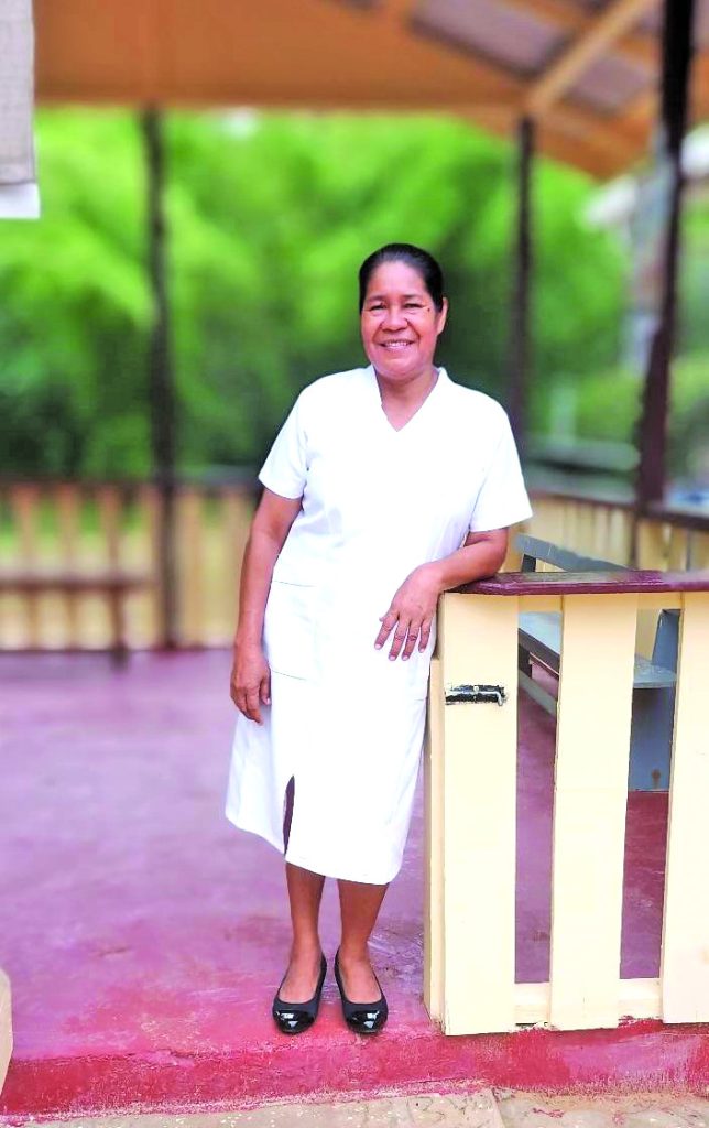 30 years and counting: Nurse Elaine Thomas delivered over 200 babies ...