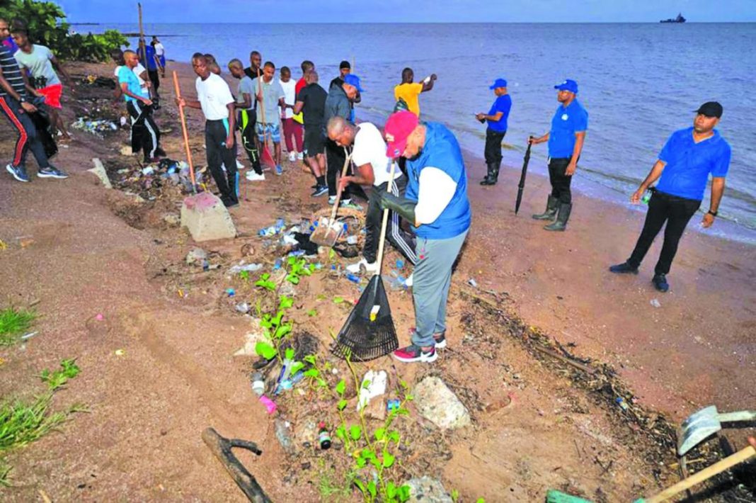 Pres Ali leads massive countrywide clean-up campaign - Guyana Times