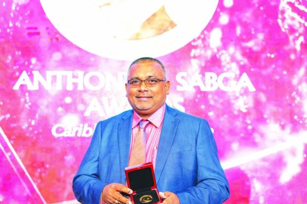 Guyanese rice researcher Dr Mahendra Persaud receives Anthony N Sabga ...
