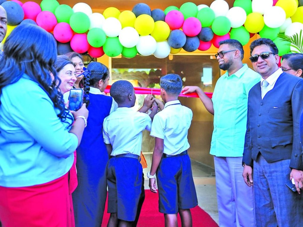 Multimillion-dollar Good Hope Secondary School commissioned - Guyana Times