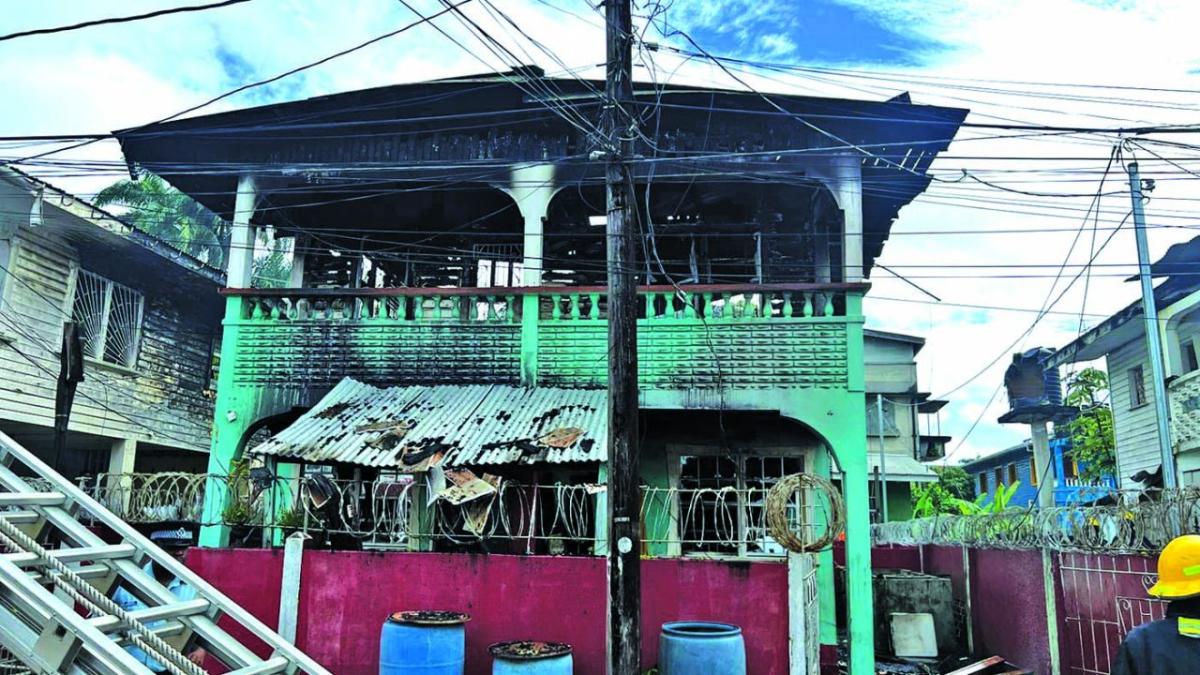 Father, 2 children perish as fire guts Charlestown apartment building ...