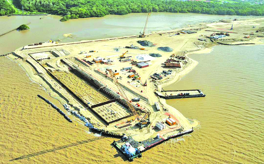 Berbice Deep-Water Port, Vreed-en-Hoop Shorebase projects on track for ...