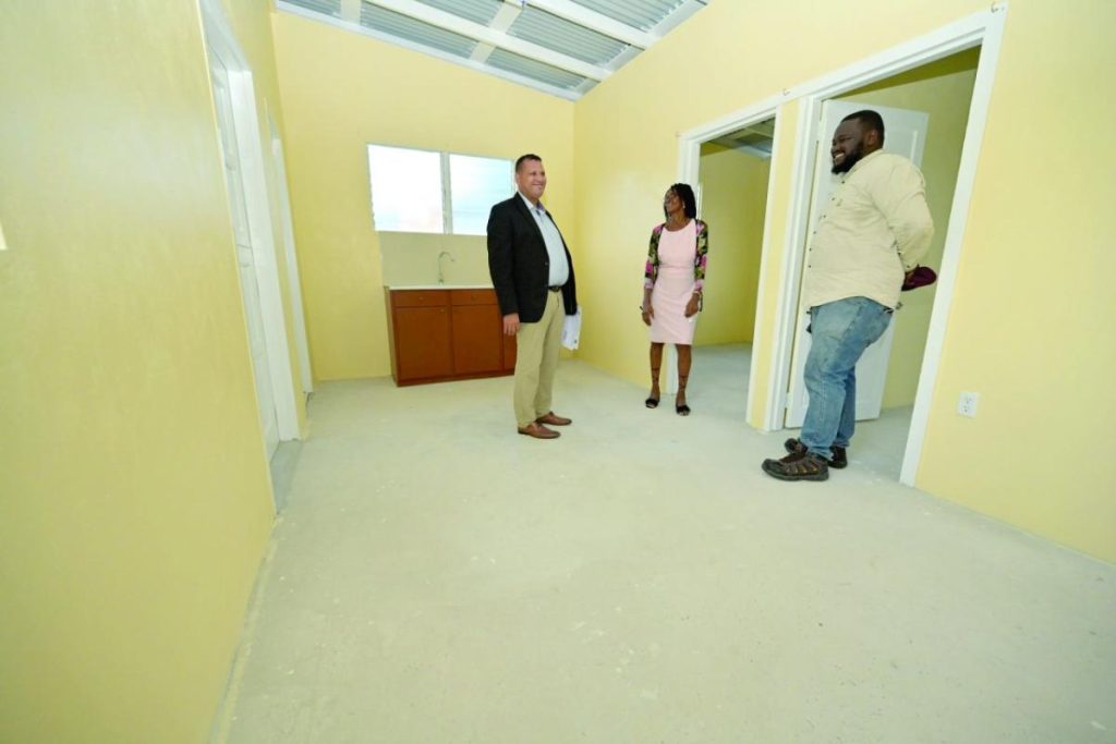 Great Diamond, Sophia families receive keys to core homes - Guyana Times