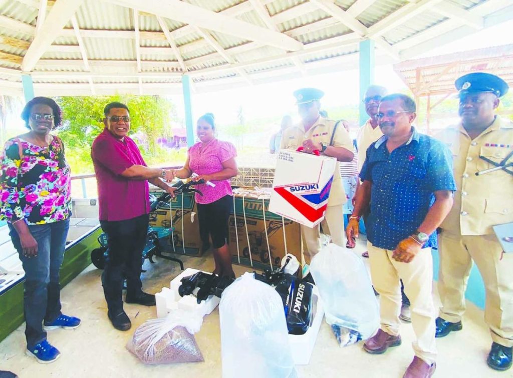 Govt distributes black giant chicken, farming equipment to Mashabo ...