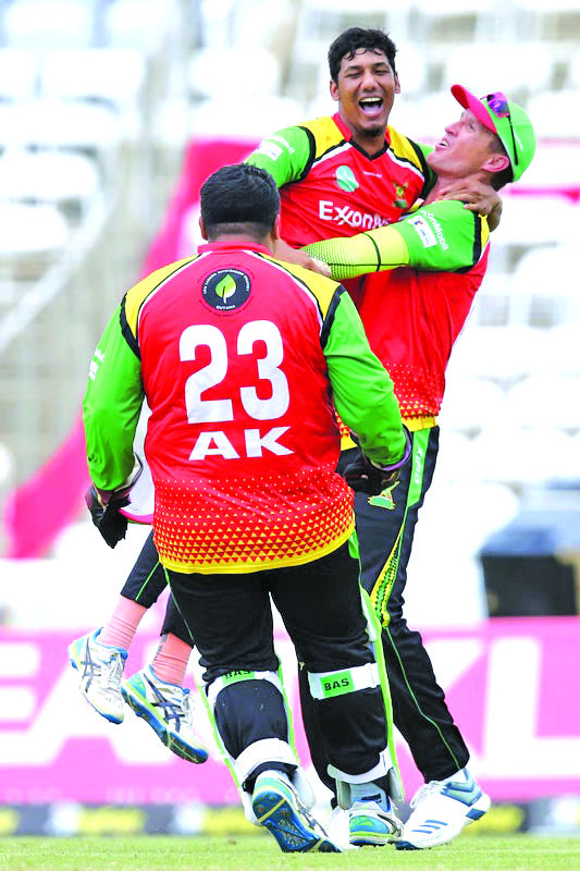 Motie defends 6 runs in last-over thriller against Royals - Guyana Times