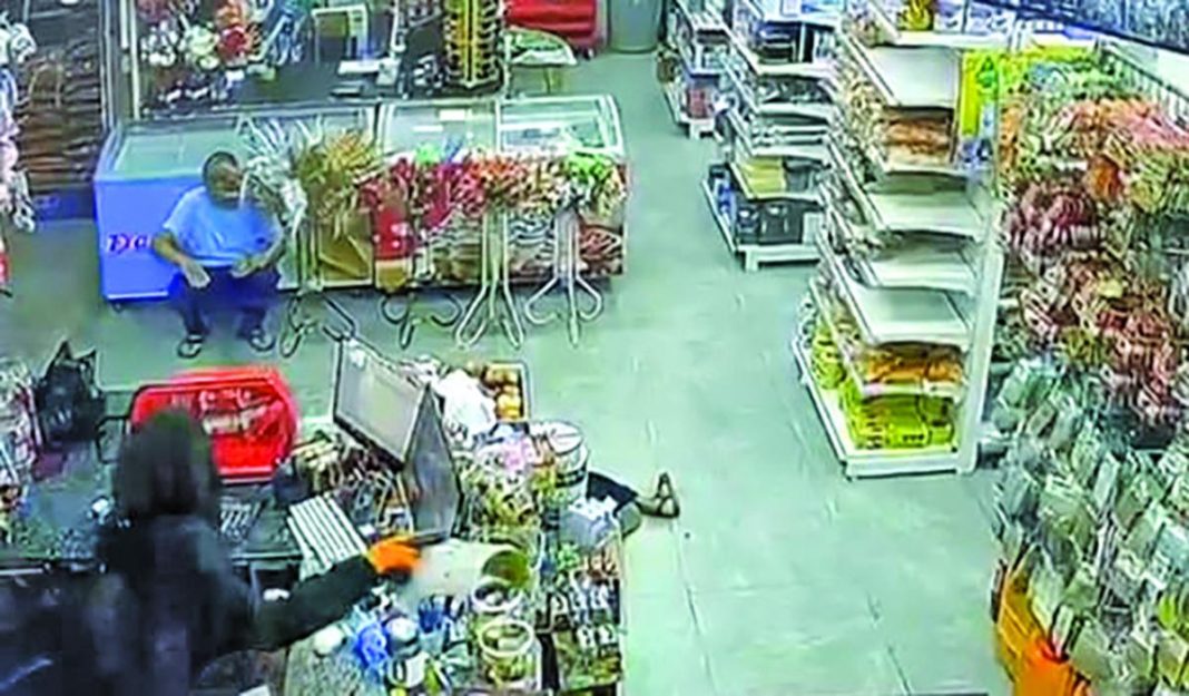 Canje Chinese supermarket robbed by gunmen - Guyana Times