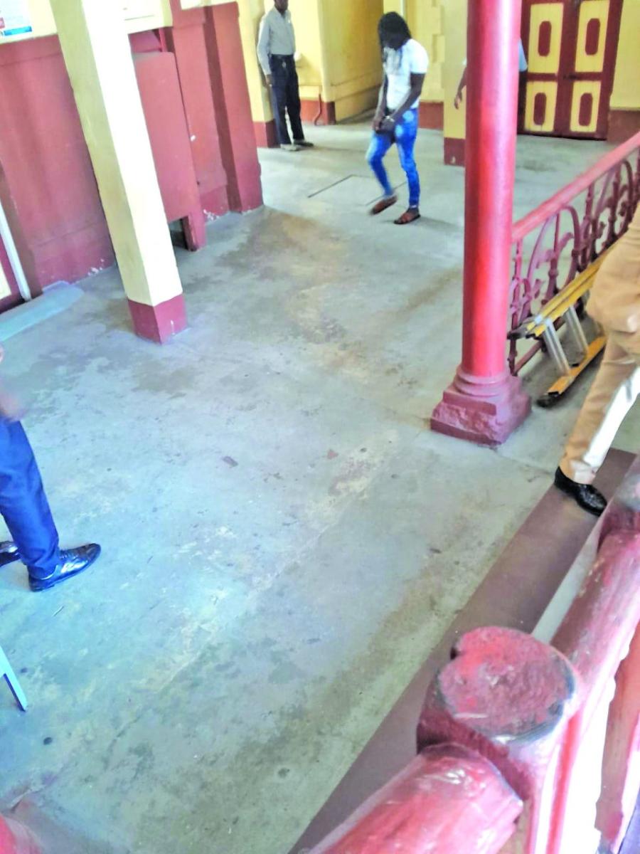 Supermarket robbery: Father of 4 recently released from jail remanded ...