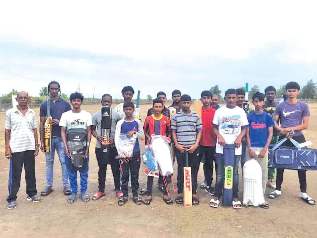 Feroze Islam Trust Fund: 16 RHTY&SC youth cricketers benefit from ...