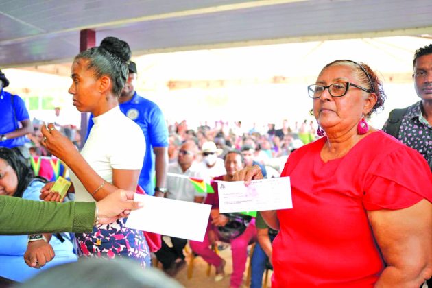 $100,000 cash grant distribution begins - Guyana Times