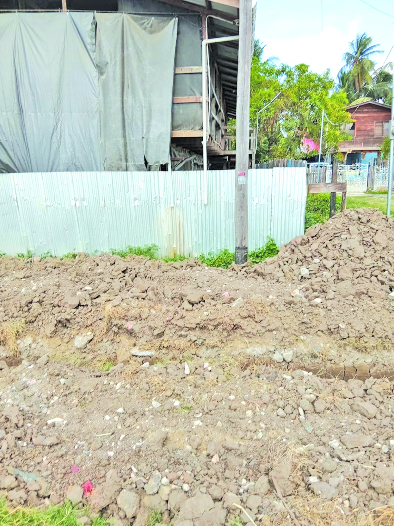 Chicken pen furore: Hope/West Enmore businessman claims EPA already ...