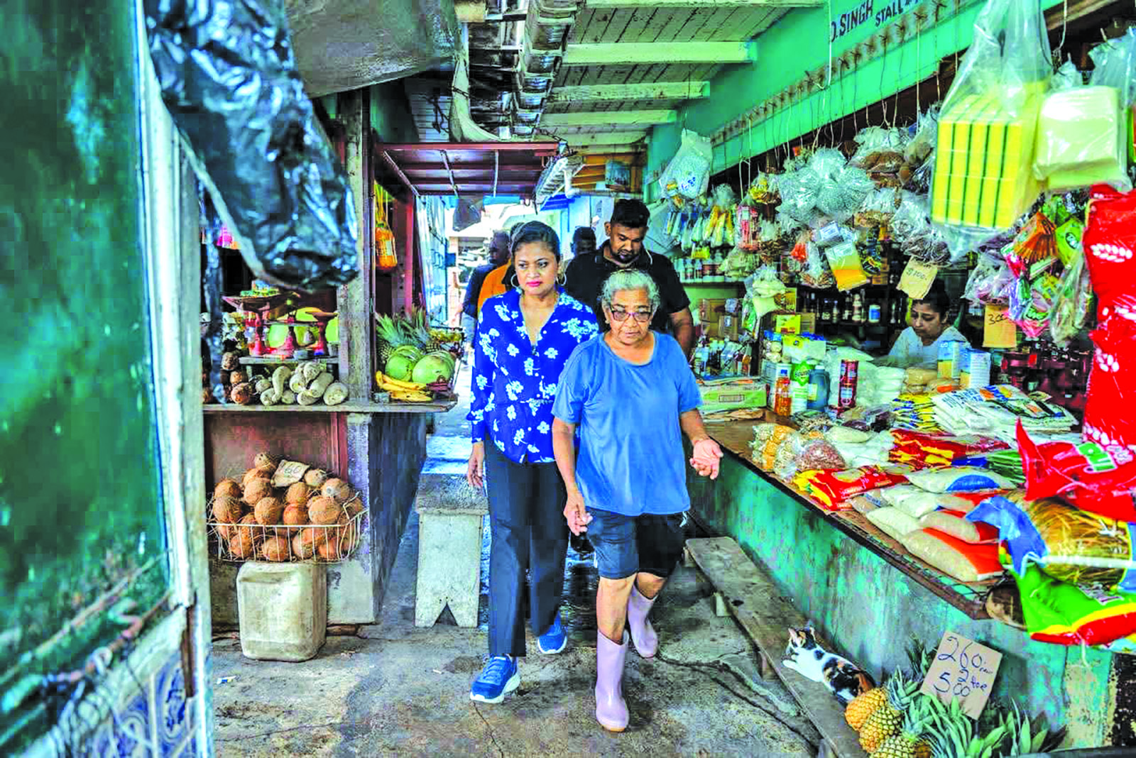 Govt looks to create cleaner, safer Bourda Market - Guyana Times